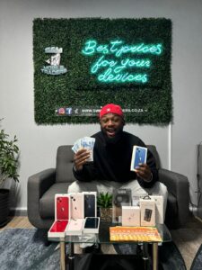 About Us | S&M Mobile Traders